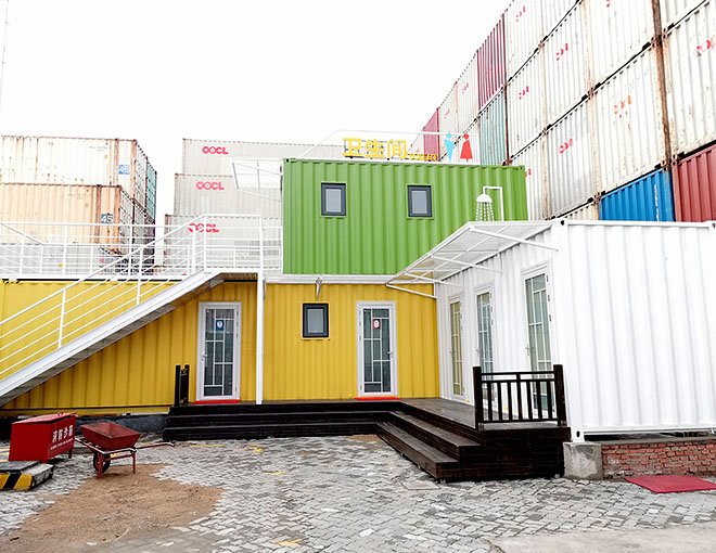the container house|living in a shipping container|stackhouse container ...